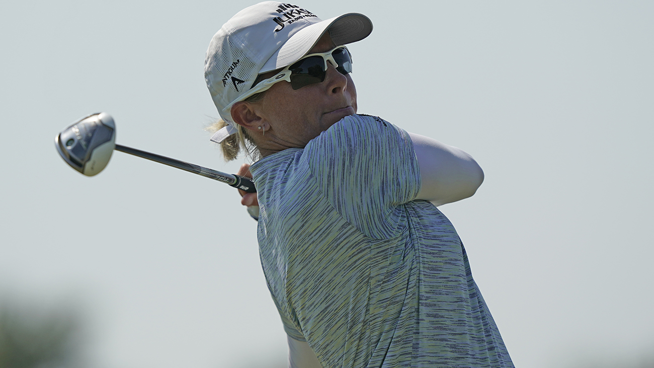 Canada’s Alena Sharp climbs into tie for 12th at Drive On Championship ...