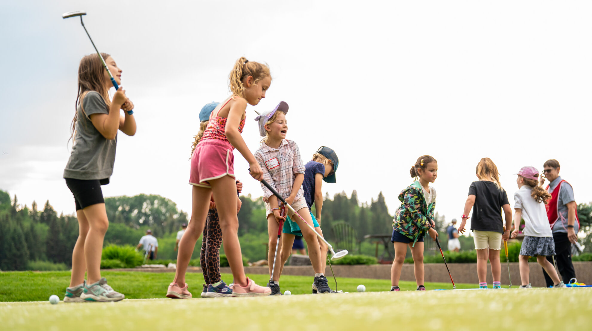 She Plays Golf - Golf Canada
