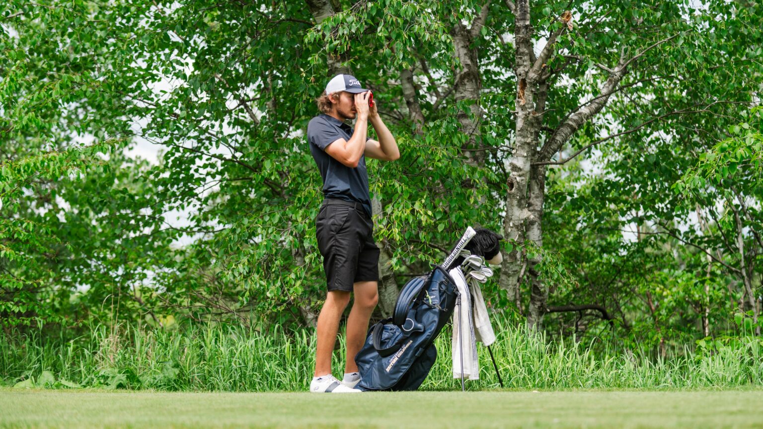 UBC Thunderbirds Men’s and Women’s teams lead following opening round ...