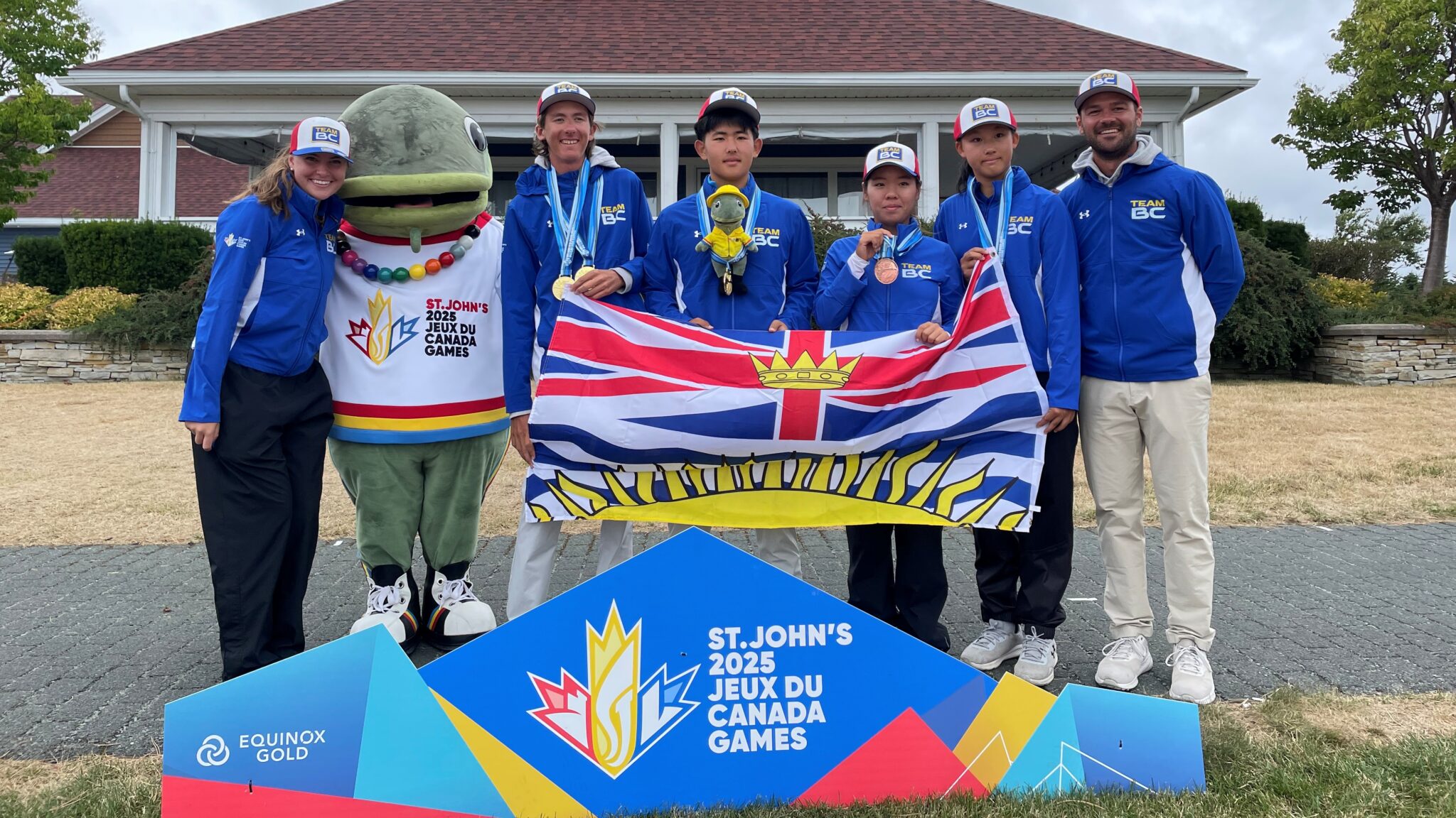 Team Canada’s Austin Krahn leads the way to help Team British Columbia ...